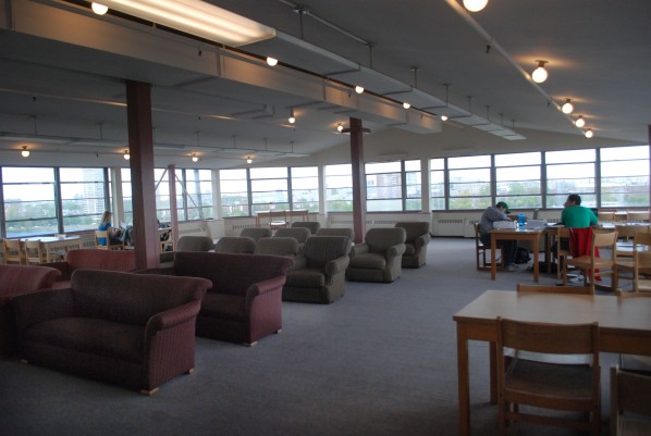 Dorm Stories: Kilachand Hall – The Quad