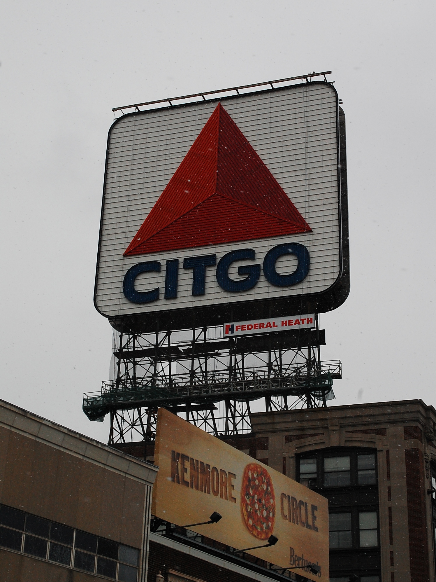 On CITGO, Neon, and Boston’s Favorite Sign – The Quad