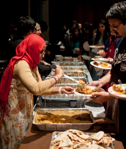 Rawaj—A Pakistani Cultural Night at MIT – The Quad